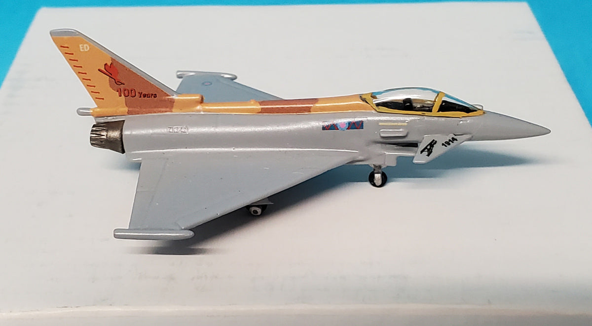 SC333 | Sky Classics 1:200 | Typhoon RAF ZK342, 6 Sqn., 100 Anniversar ...