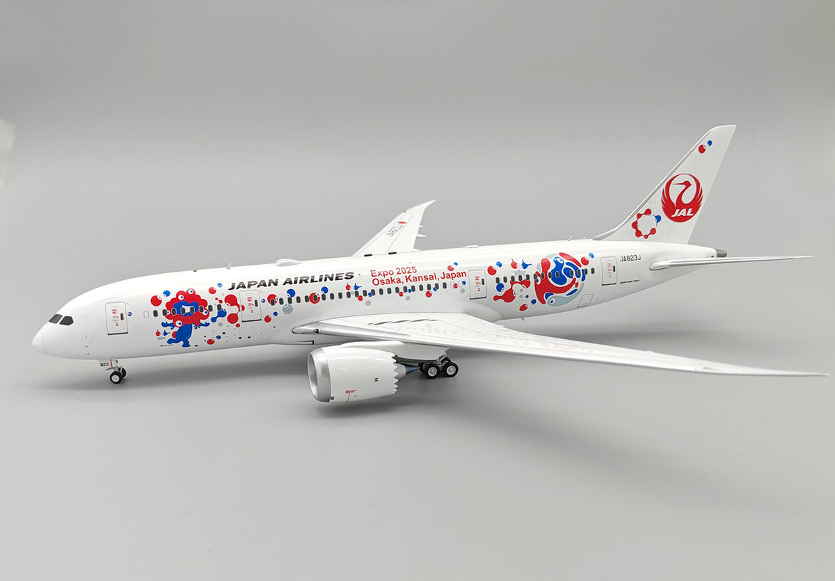 B-788-823 | Blue Box 1:200 | Boeing 787-8 JAL Japan Airlines JA823J,