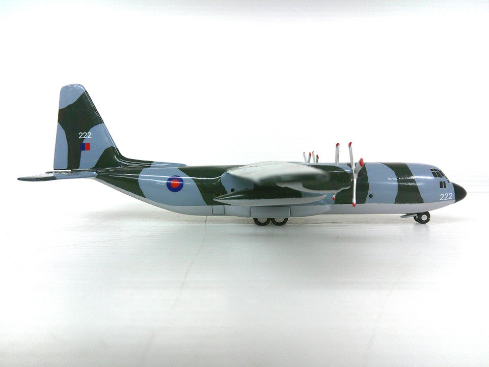 Skyline04 | Sky Classics 1:200 | Lockheed Hercules C.3 XV222 RAF Camou ...