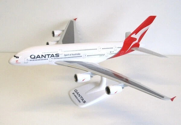 PP-224301 | PPC Models 1:200 | Airbus A380, Qantas (plastic push fit ...